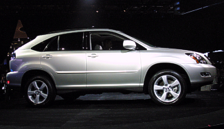 Lexus Introduces New RX 330 Luxury Utility Vehicle For 2004