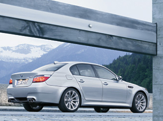 World premiere of the new BMW M5