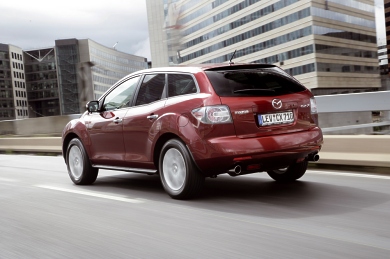 Mazda gets the sports crossover SUV CX-7 in Europe on the road