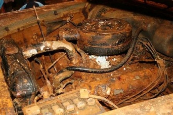 50 Years Later the “Buried Car”, a 1957 Plymouth Belvedere, is unveiled ...