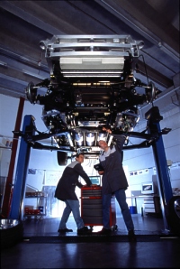 General Motors: Hy-wire Global Teamwork